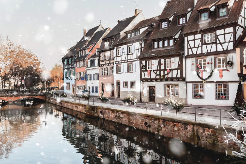 Colmar,,France,In,Winter,Snowstorm.,Historical,Buildings,Along,Canal,In