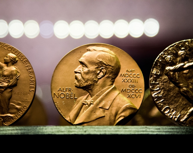 Ces Français qui ont reçu le prix Nobel - Les Petits Frenchies